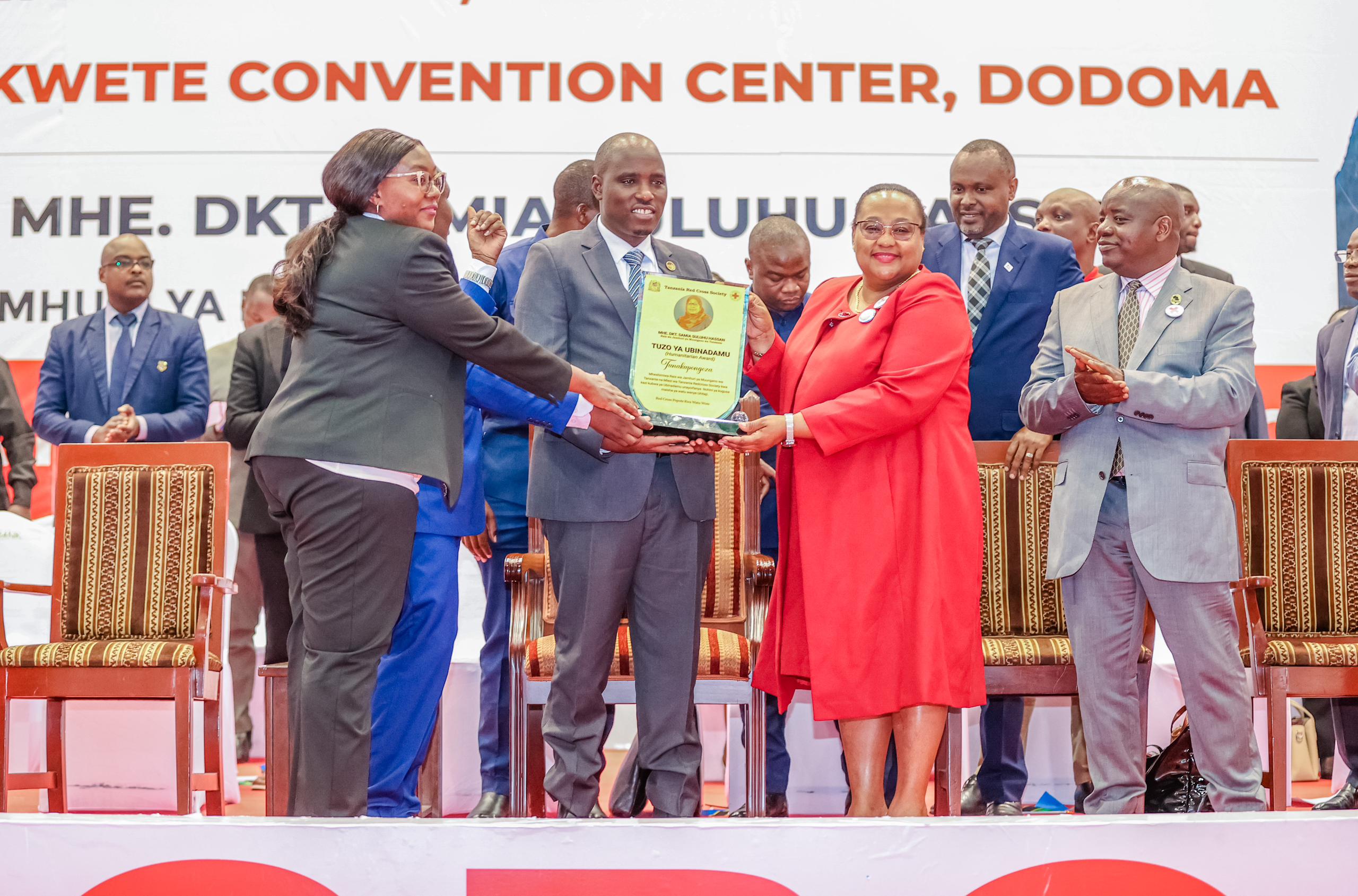 SERIKALI YAPONGEZA MCHANGO WA RED CROSS TANZANIA - LAJIJI MEDIA