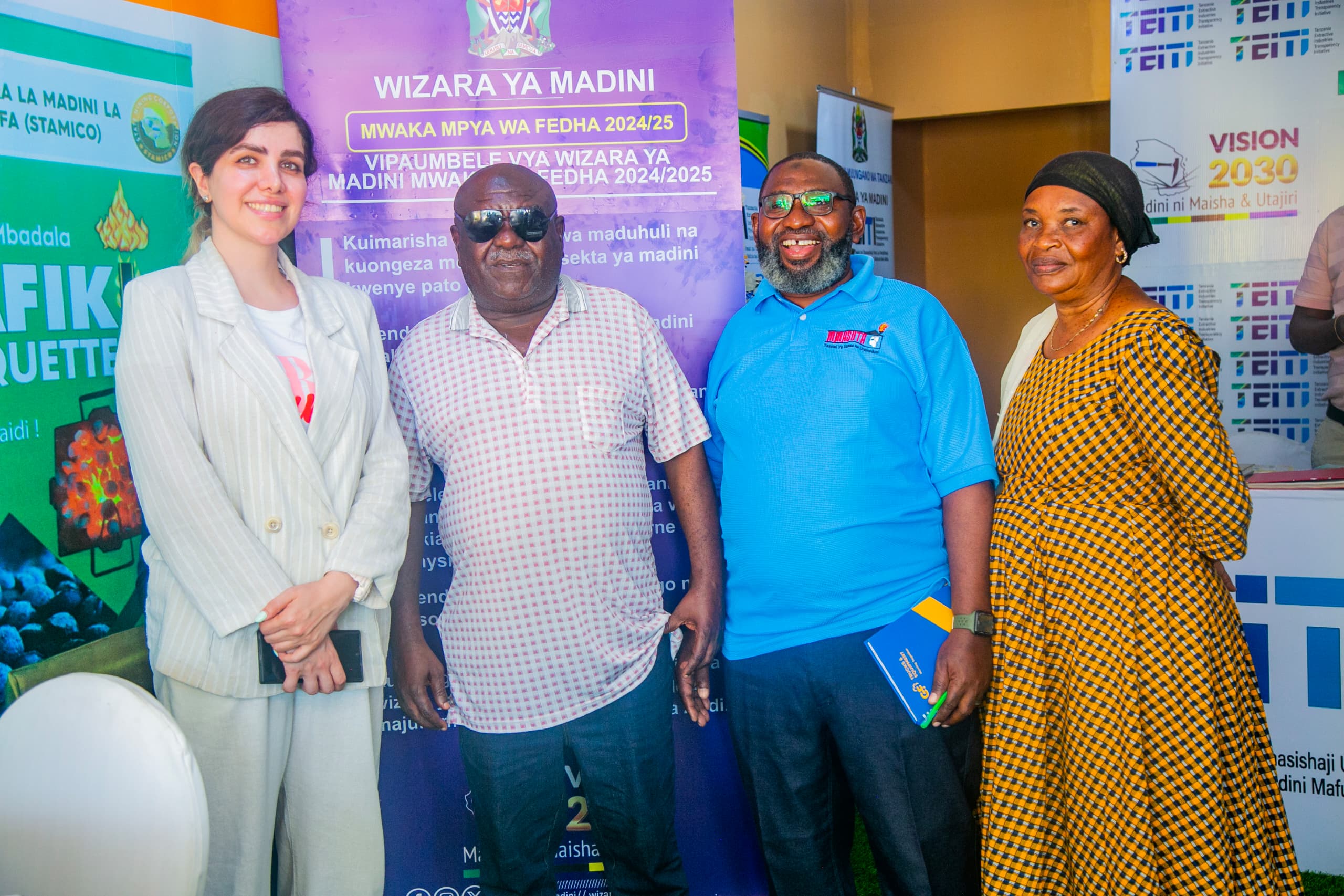 WASANII WA BONGO MOVIE WAJIFUNZA KWA KINA KUHUSU SEKTA YA MADINI ...