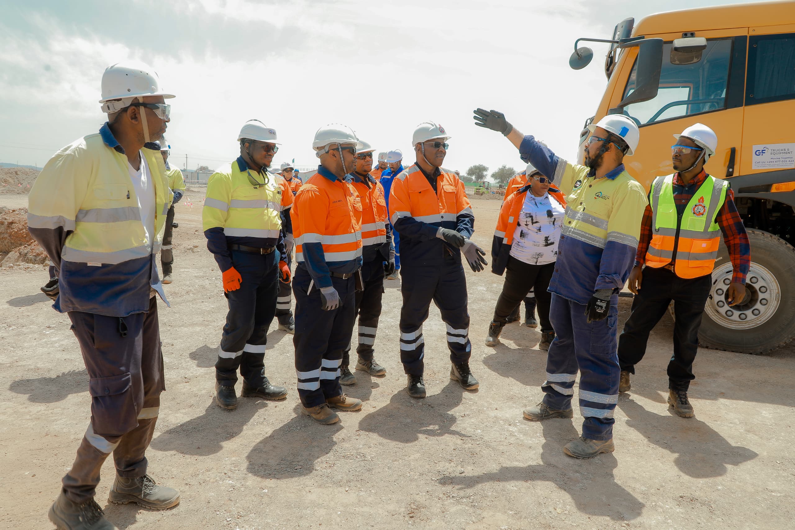 Dk. Mataragio atembelea vituo vya mradi wa bomba la mafuta ghafi la ...
